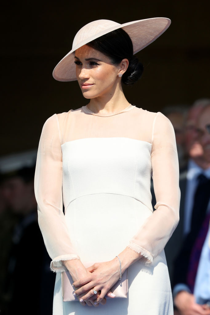 Meghan Markle Surge Deslumbrante Em 1º Compromisso Oficial Como Duquesa Claudia